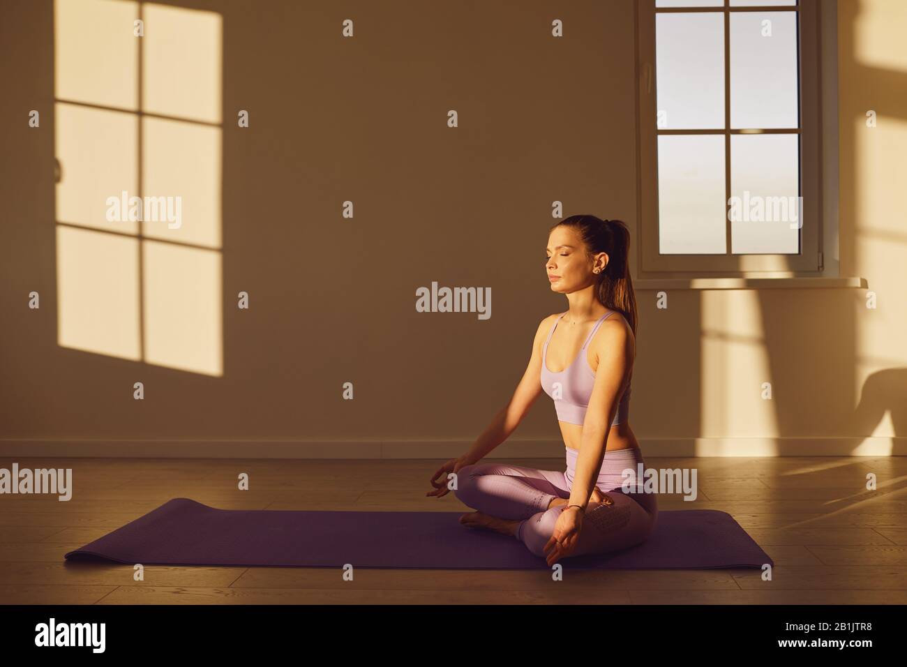 Position of sunrise hi-res stock photography and images - Alamy