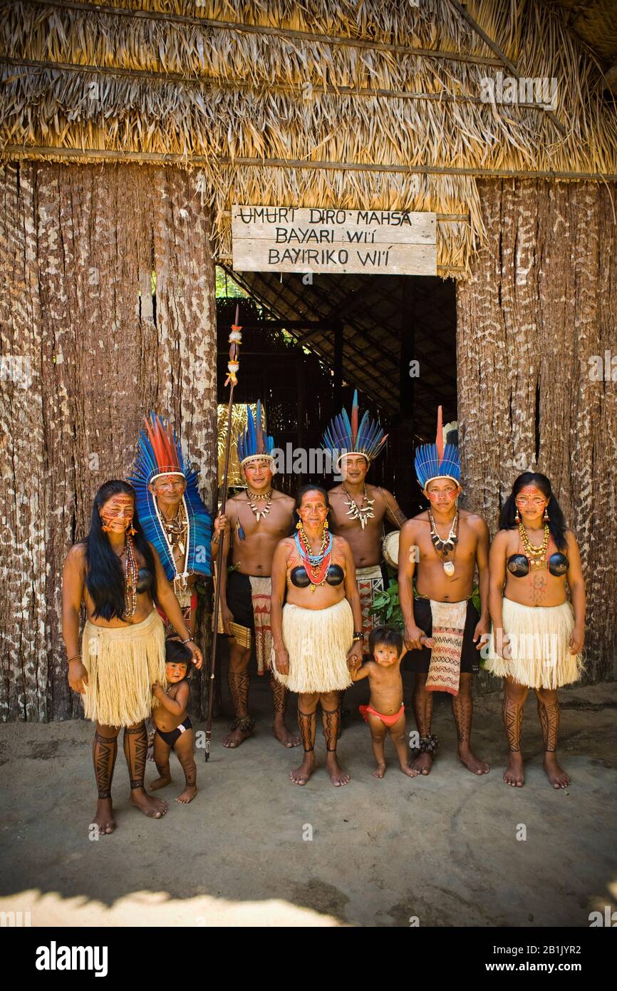 Amazonia indian family hi-res stock photography and images - Alamy