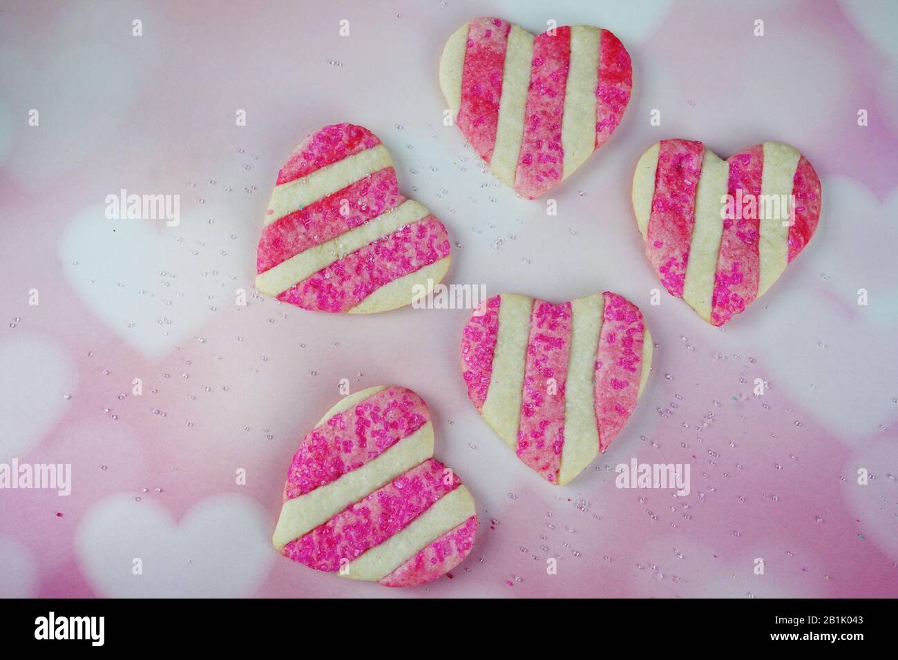 Striped icing hi-res stock photography and images - Alamy