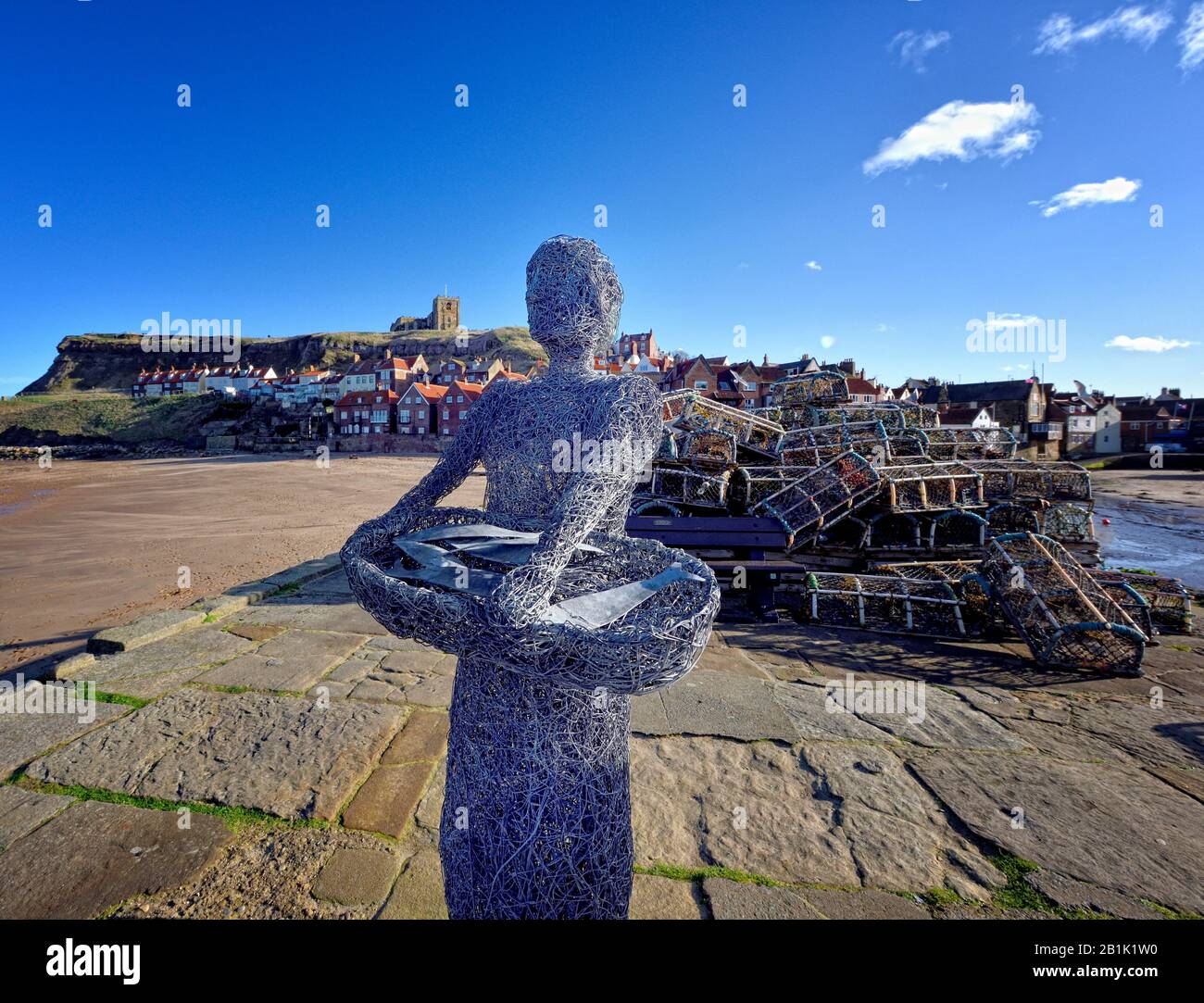 Whitby fisherlass sculpture hi-res stock photography and images - Alamy