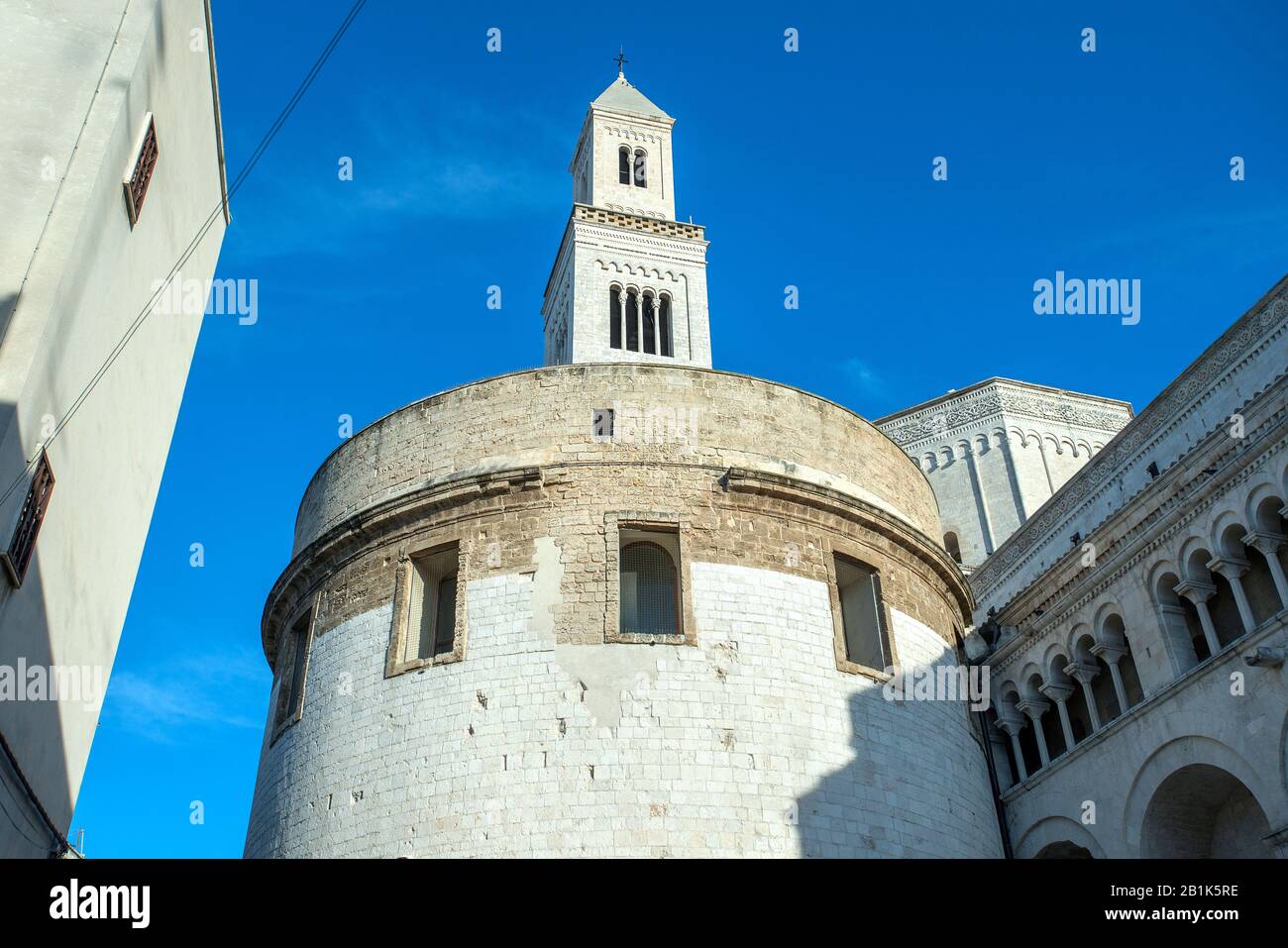 Tower at side of Saint Sabinus Cathedral, Bari, Puglia, Italy Stock ...