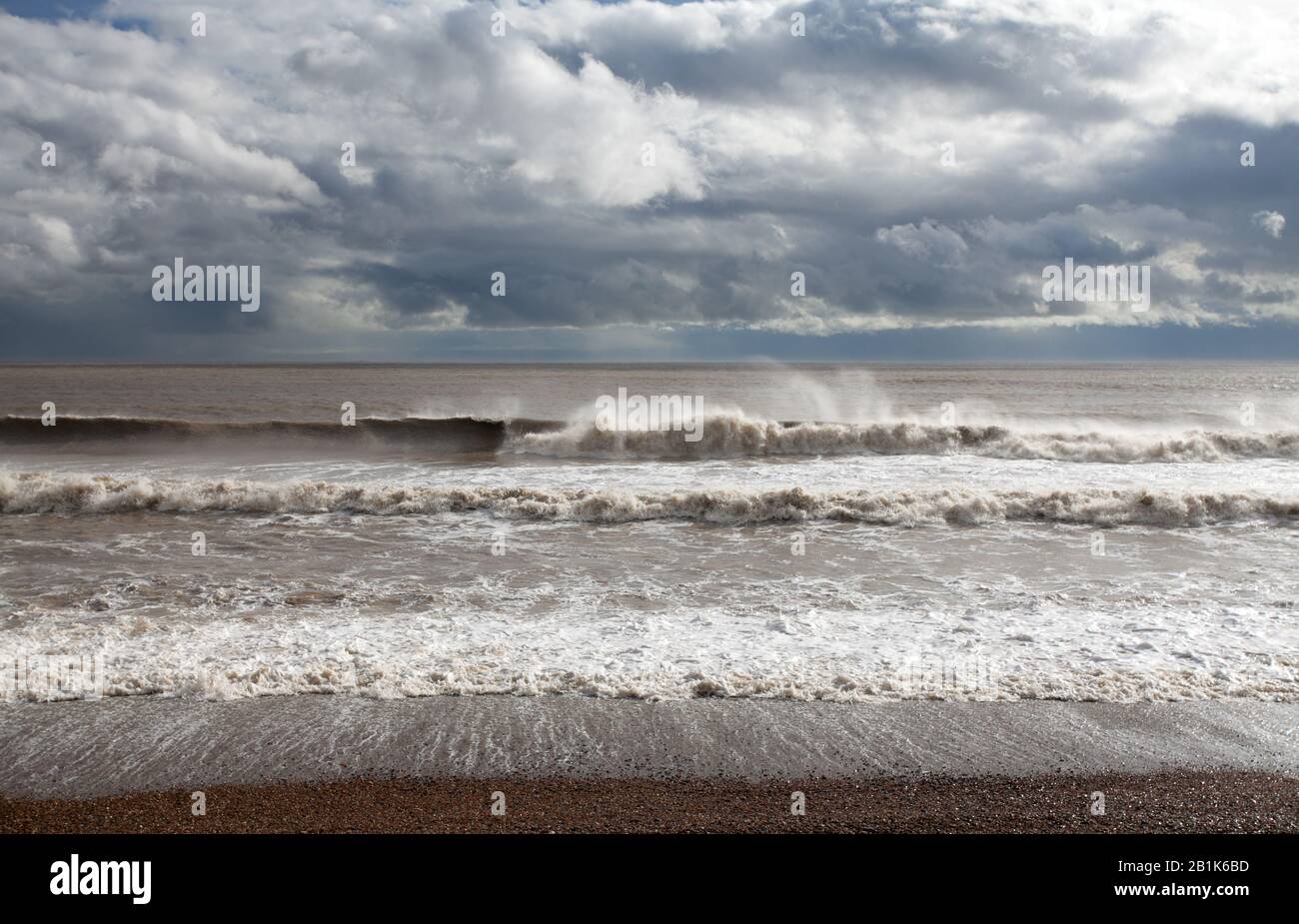 Sun piercing clouds hi-res stock photography and images - Alamy