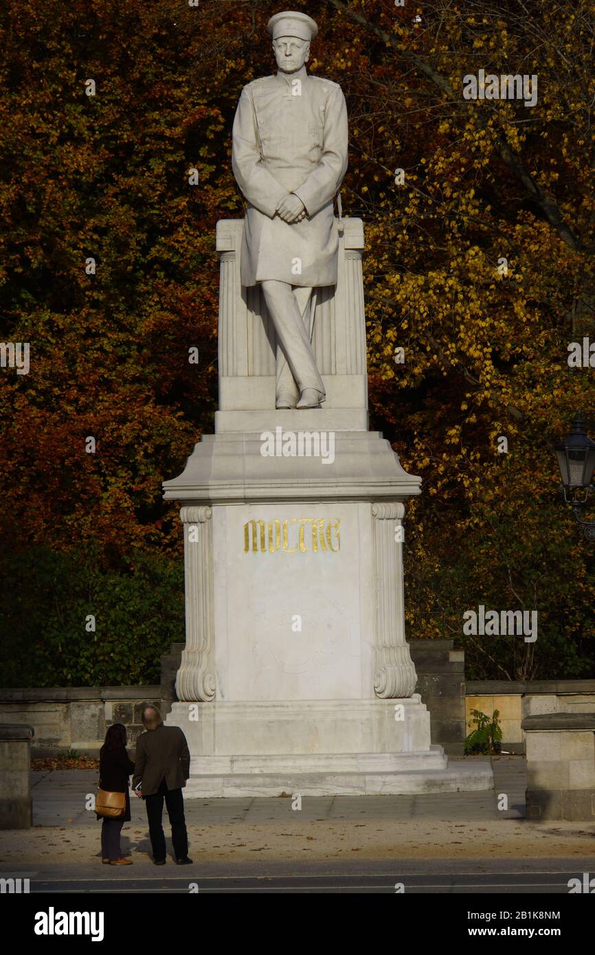 Moltke denkmal hi-res stock photography and images - Alamy