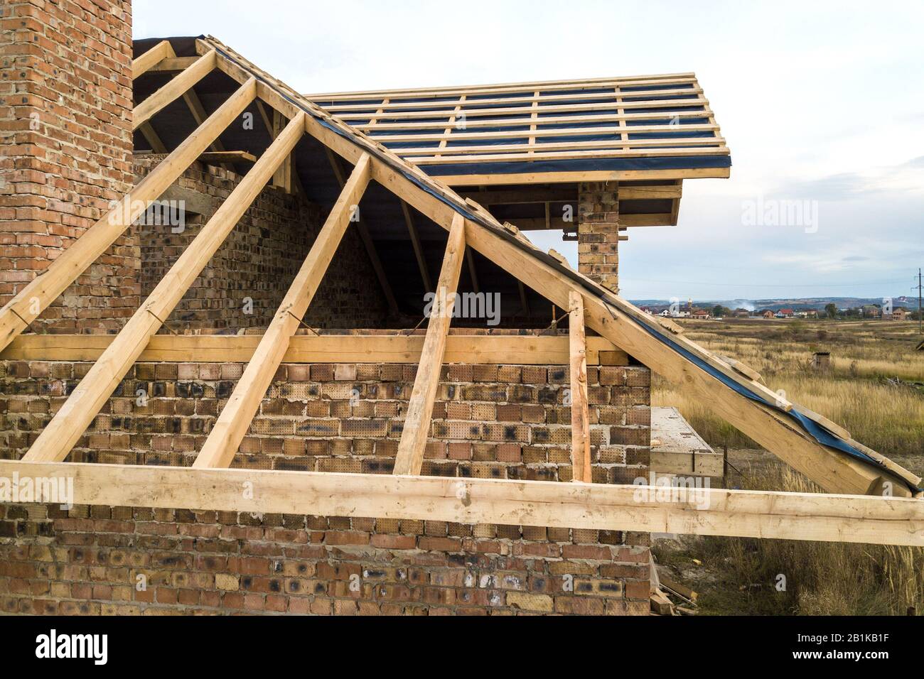 Installation progress rafters hi-res stock photography and images - Alamy