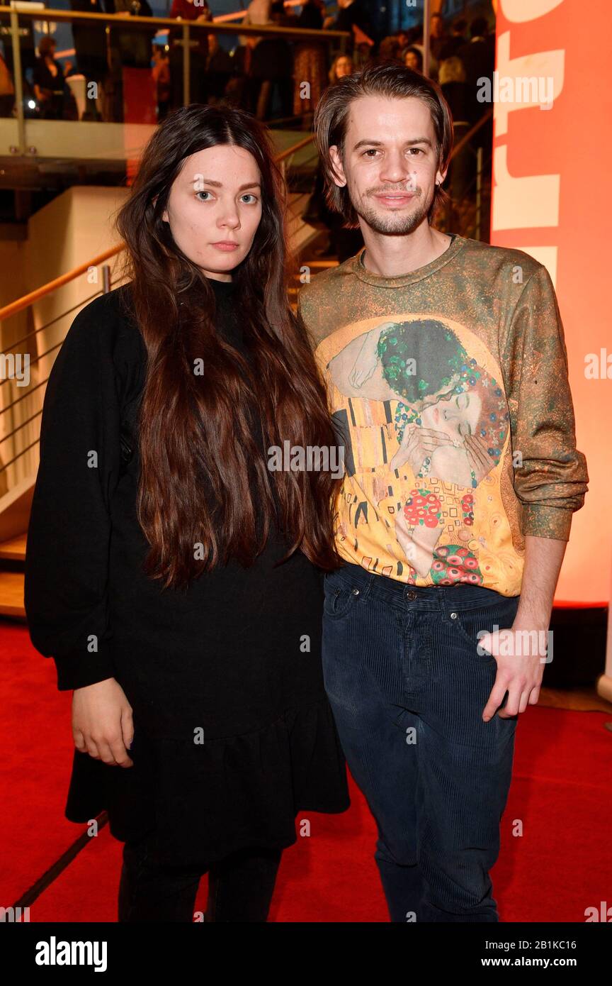 Berlin, Deutschland. 25th Feb, 2020. Jennifer Milleder and Florian Feik ...
