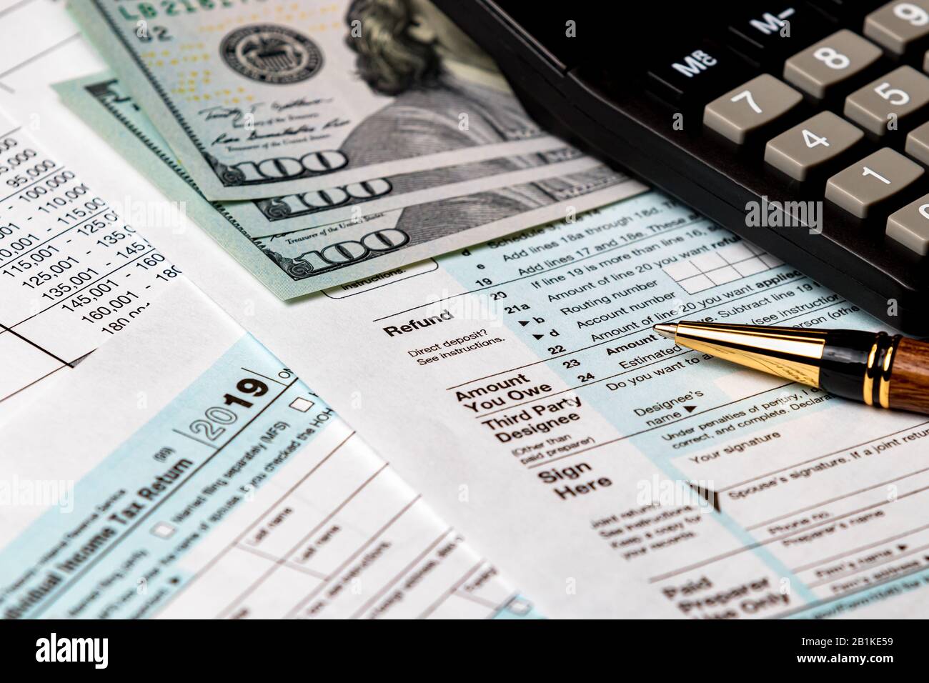 1040 income tax return form 2019 Stock Photo - Alamy