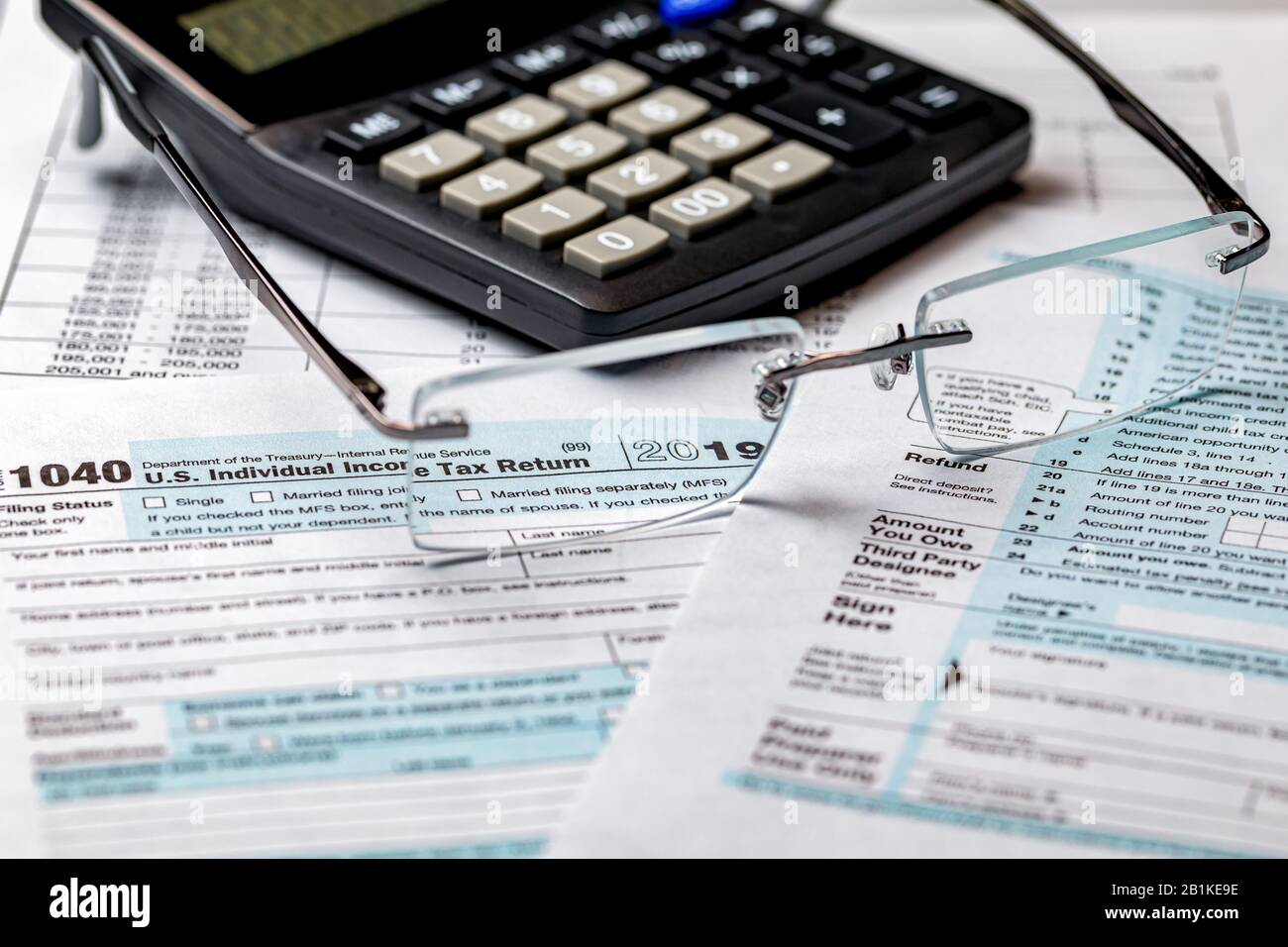 1040 income tax return form 2019 Stock Photo - Alamy