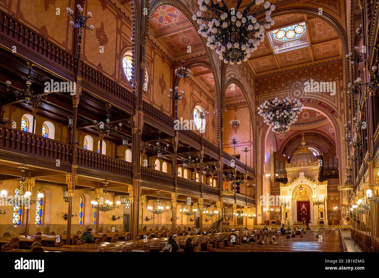 splendid interior of jewish Dohány Street Synagogue in Budapest Stock ...