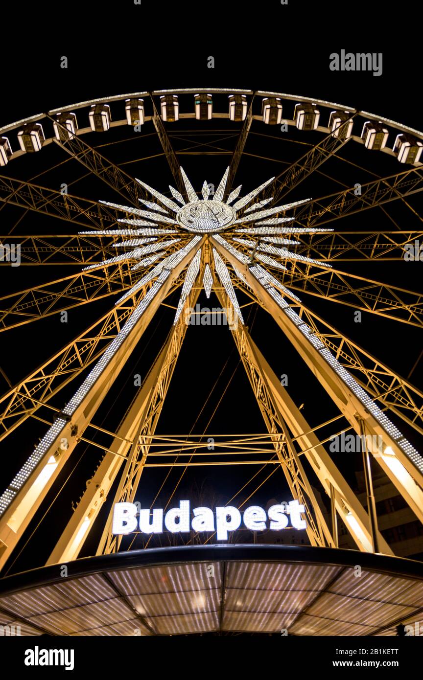 Budapest sign hi-res stock photography and images - Alamy