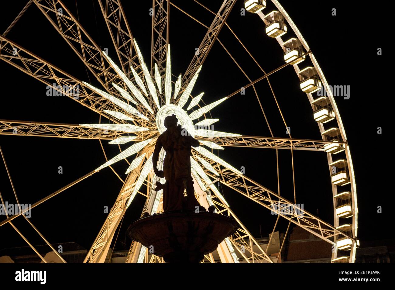 Budapest Eye ferris wheel at night with Danube fountain figure Stock ...