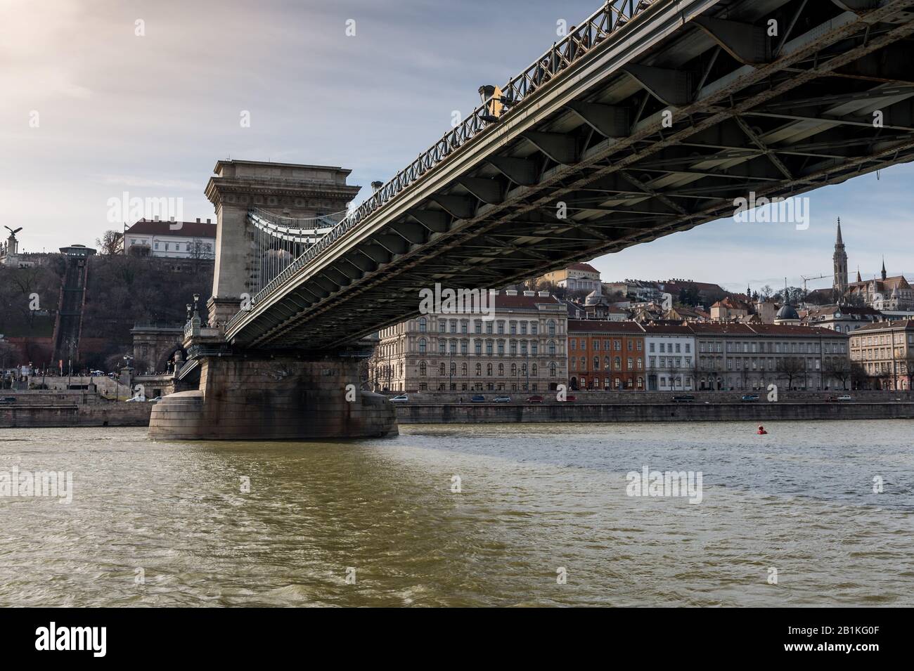 Chain bridge royal palace on hi-res stock photography and images - Alamy