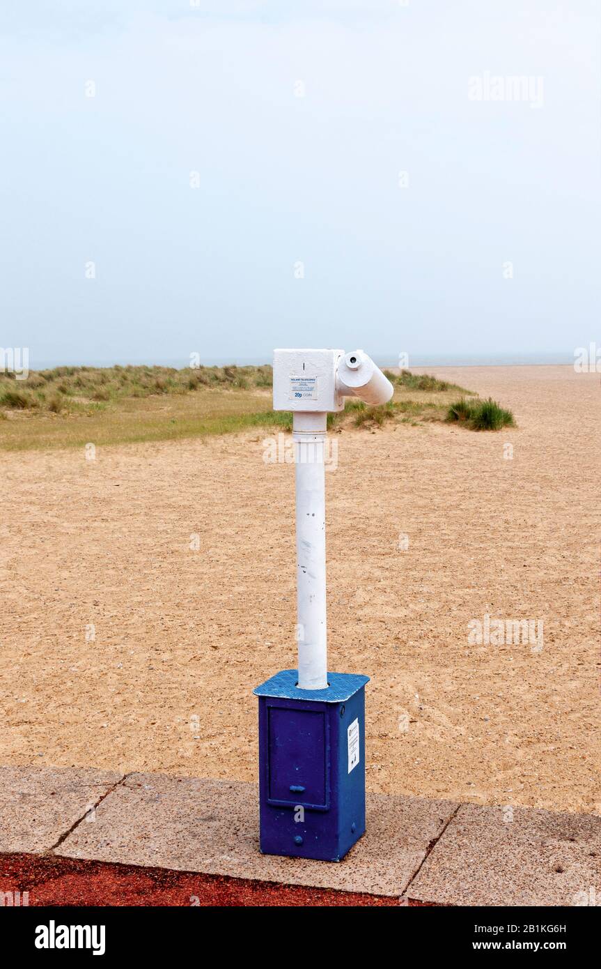 Steel column base hi-res stock photography and images - Alamy