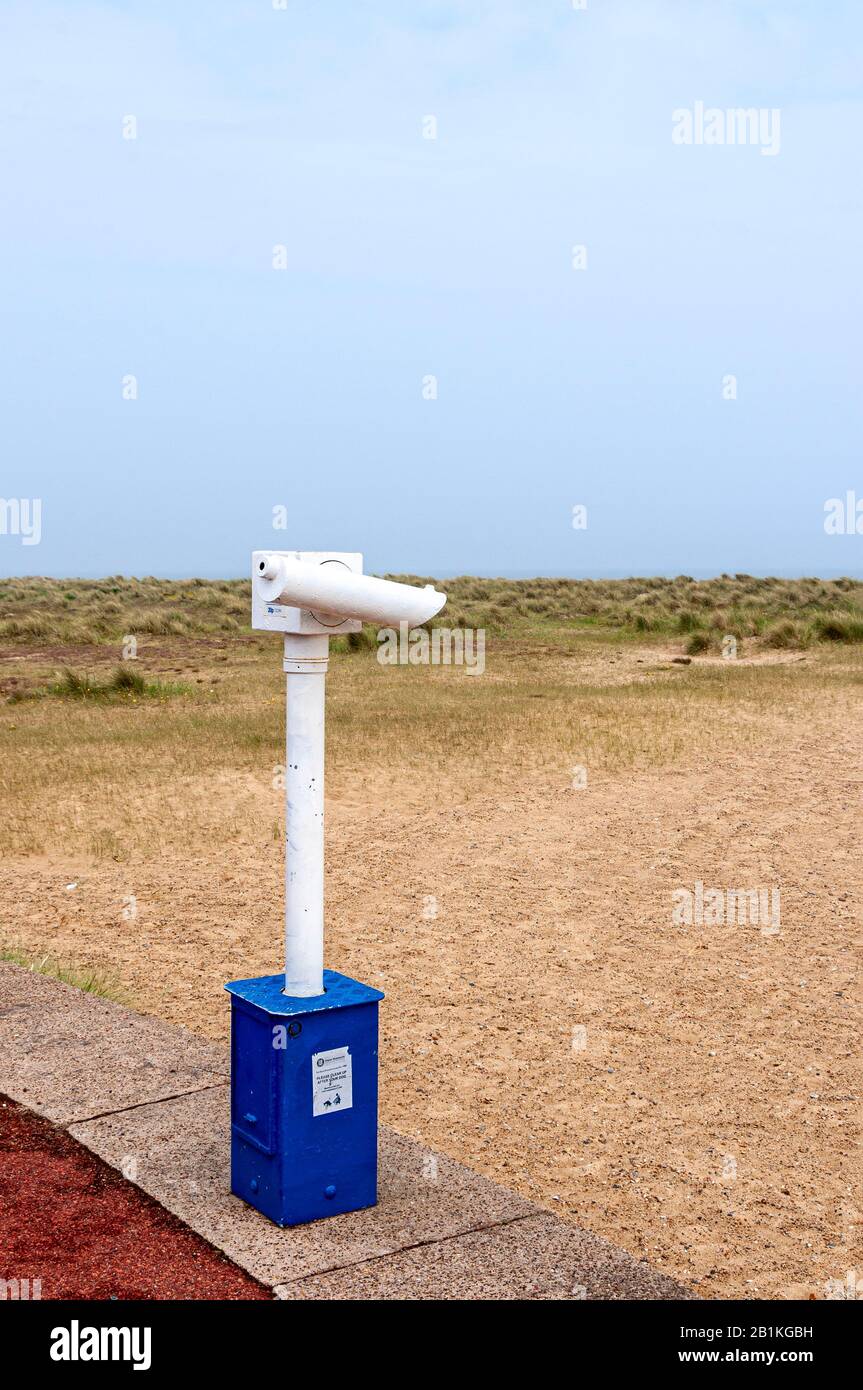 Steel column base hi-res stock photography and images - Alamy