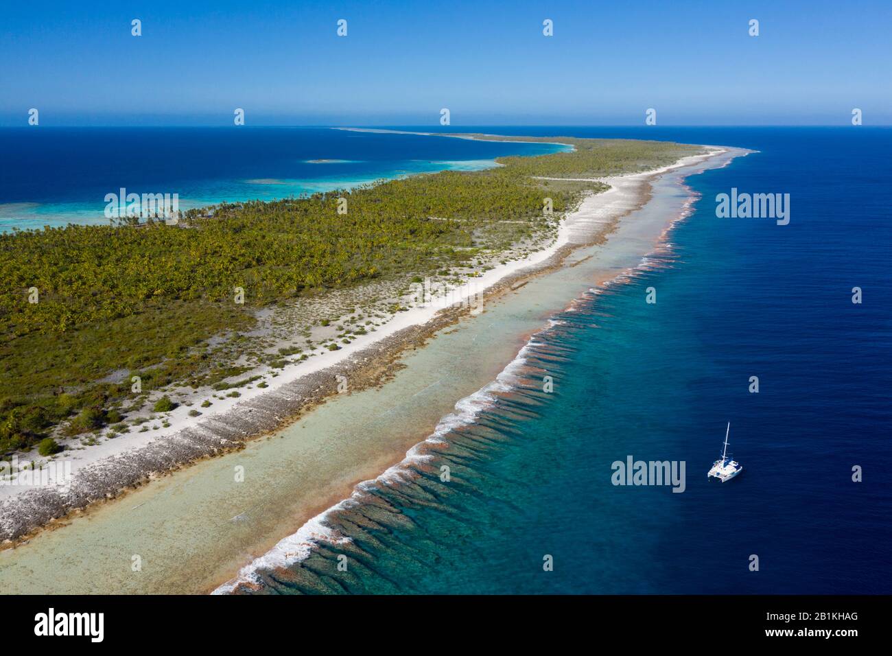 Catamaran at Apataki Atoll, Tuamotu Archipel, French Polynesia Stock ...