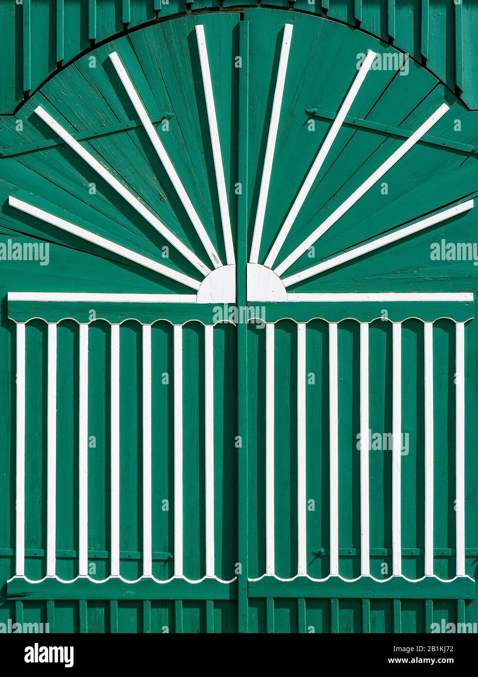 Scheunentor hi-res stock photography and images - Alamy