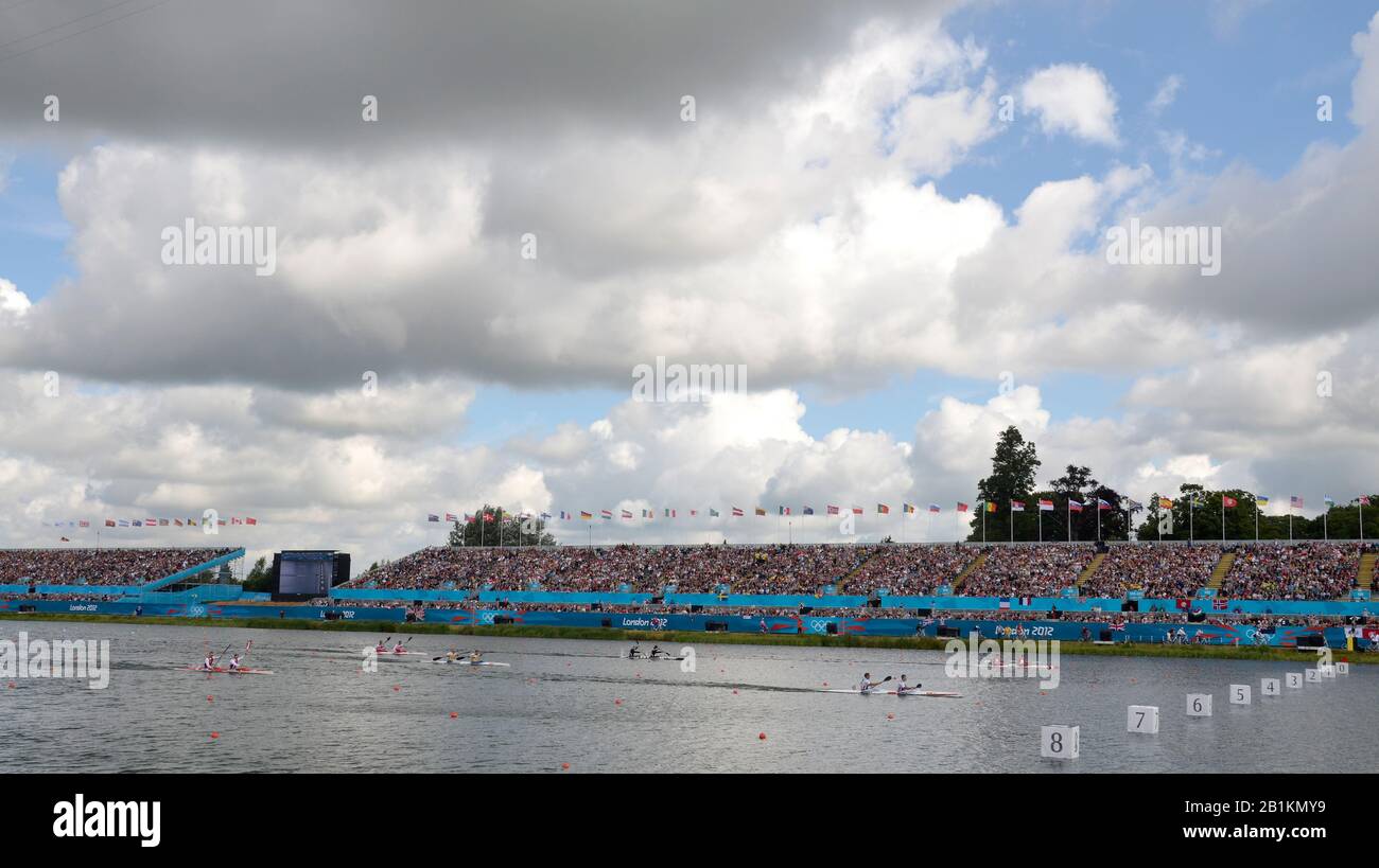 Dorney Lake Canoe High Resolution Stock Photography and Images - Alamy