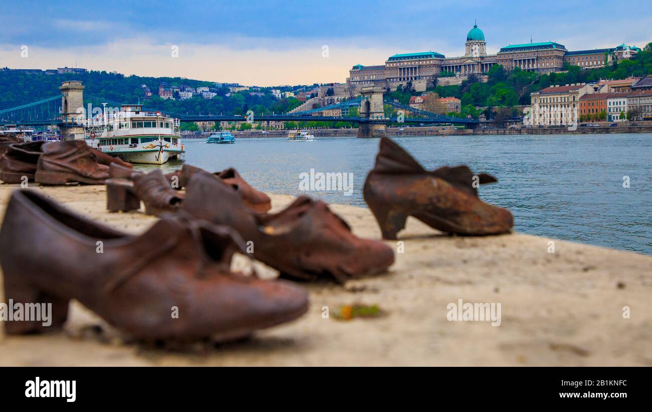 Shoes on the Danube Bank Stock Photo - Alamy