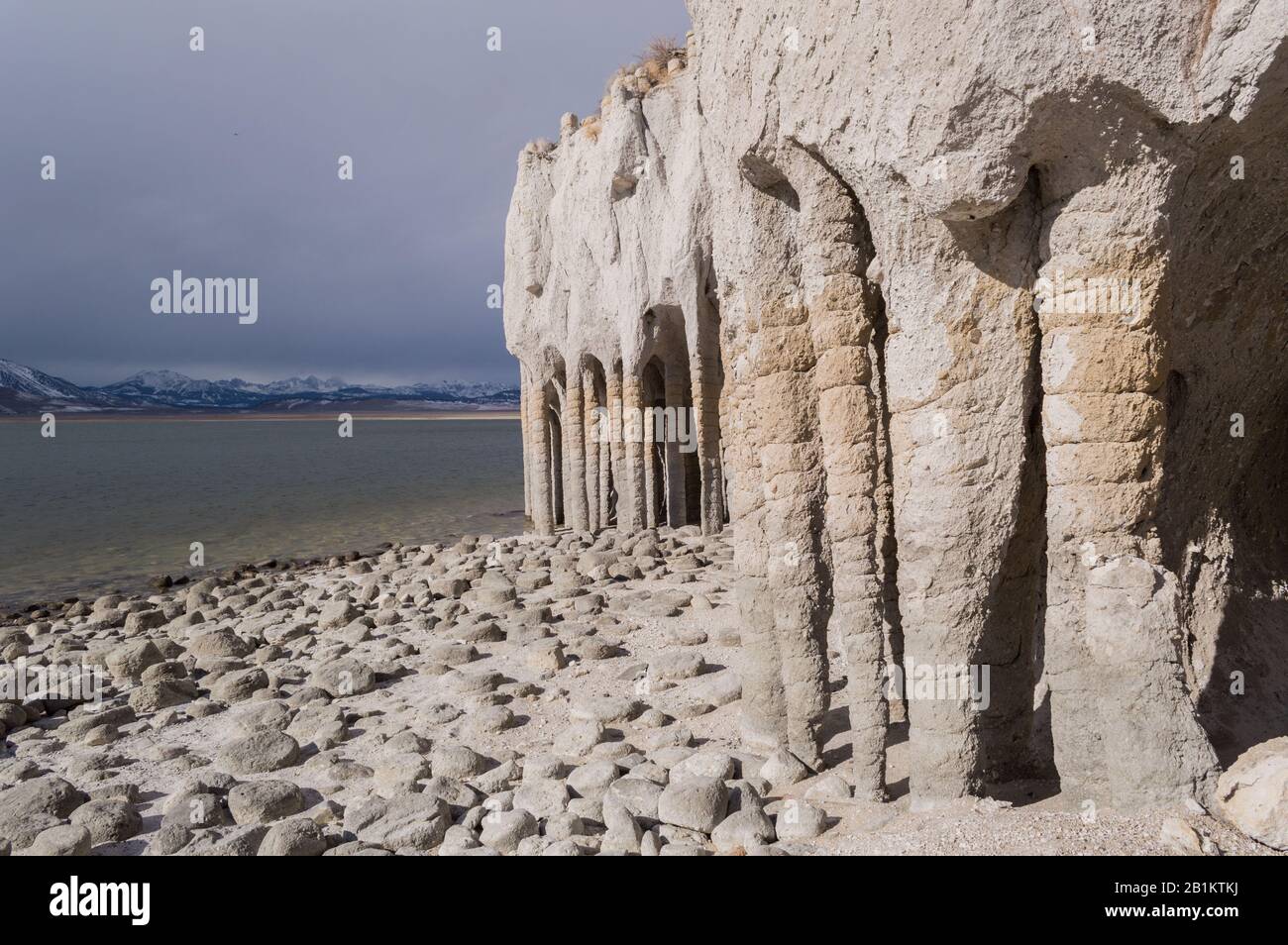 Crowley lake hi-res stock photography and images - Alamy