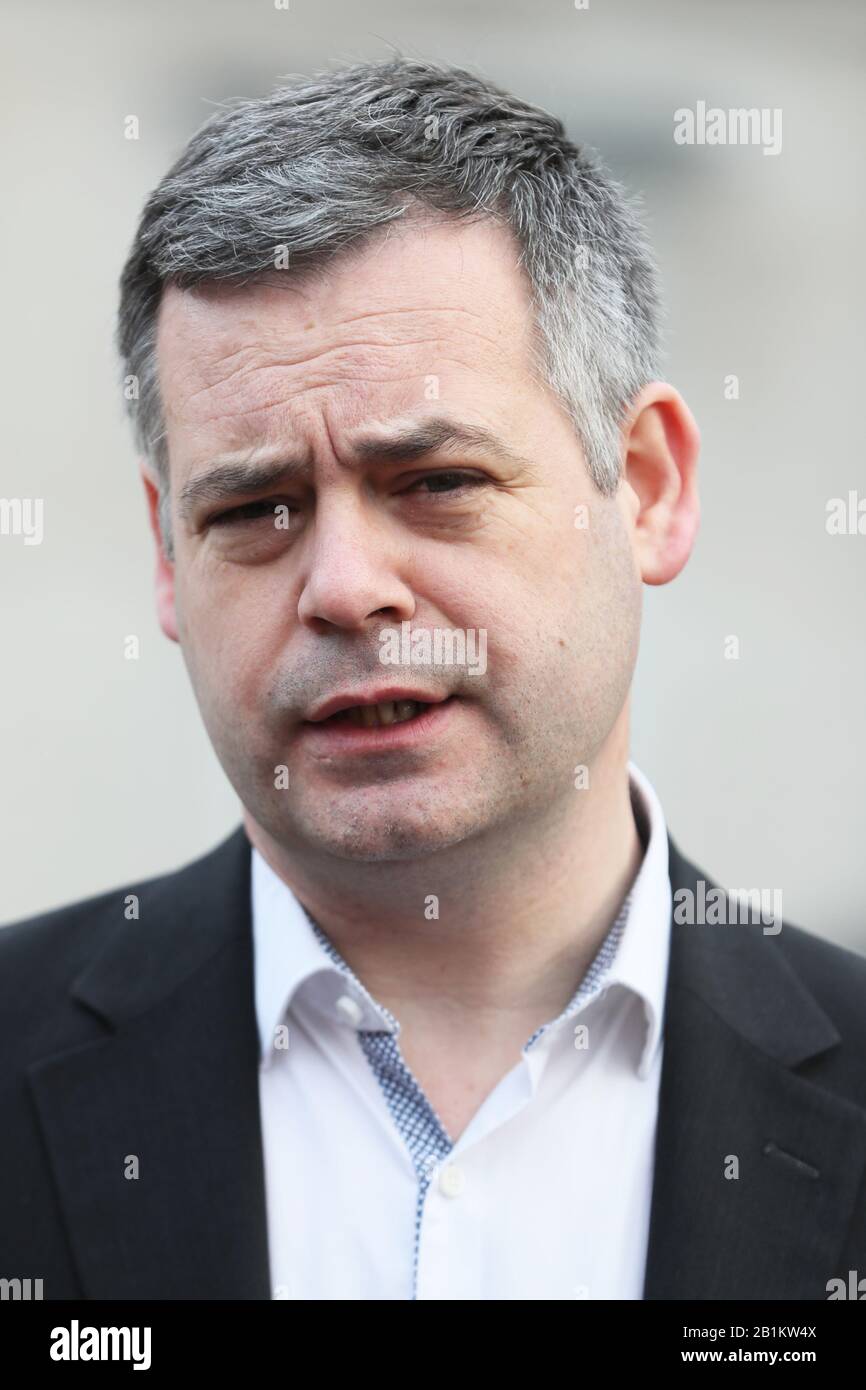 Pearse doherty hi-res stock photography and images - Alamy