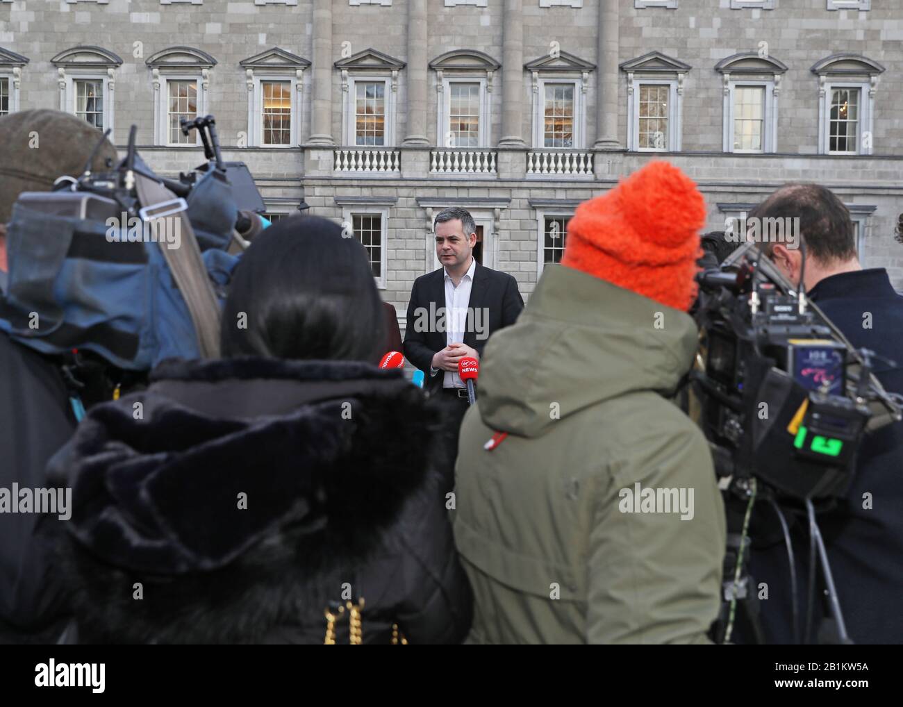 Sinn fein td pearse doherty speaking hi-res stock photography and ...