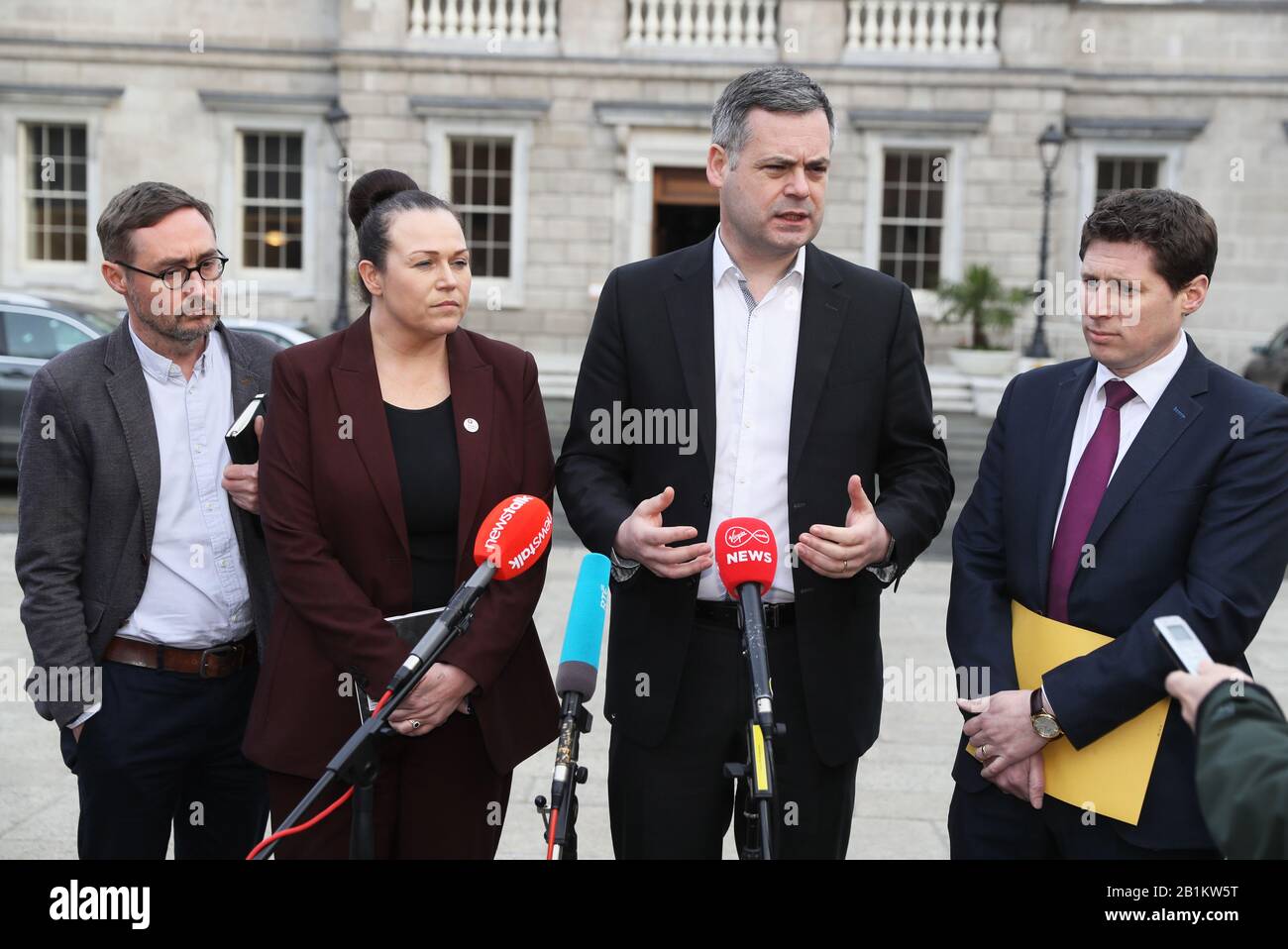 Pearse doherty and matt carthy hi-res stock photography and images - Alamy