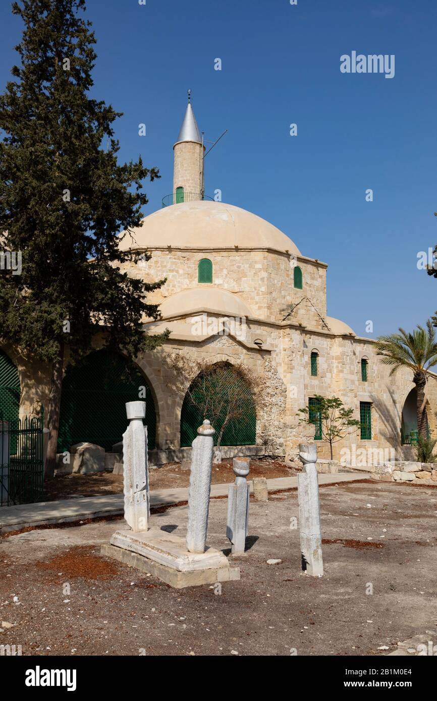 Muslim shrine hi-res stock photography and images - Alamy