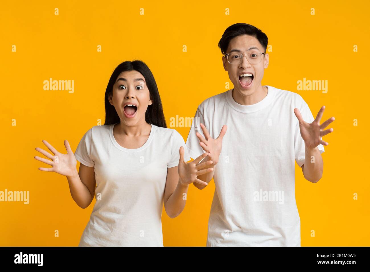 Two people shocking shocked hi-res stock photography and images - Alamy
