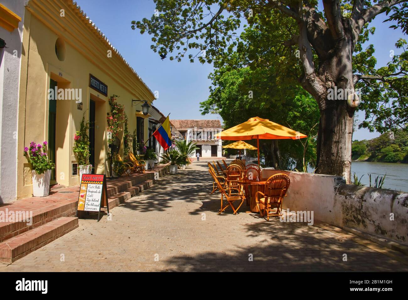 Colorful colonial architecture in sleepy Santa Cruz de Mompox, Bolivar, Colombia Stock Photo - Alamy