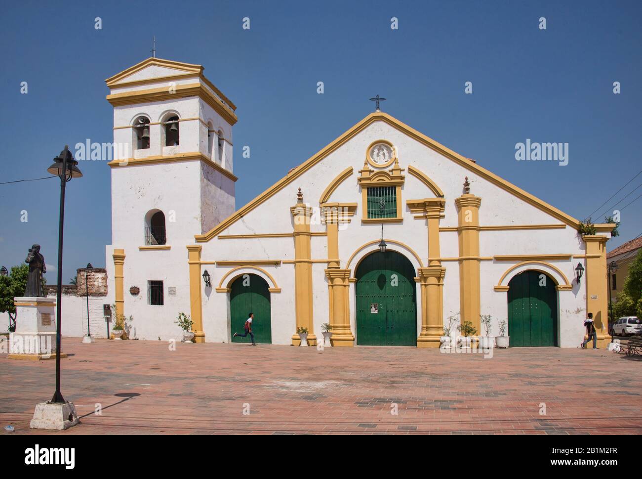 Iglesia de Santo Domingo in colonial Santa Cruz de Mompox, Bolivar ...