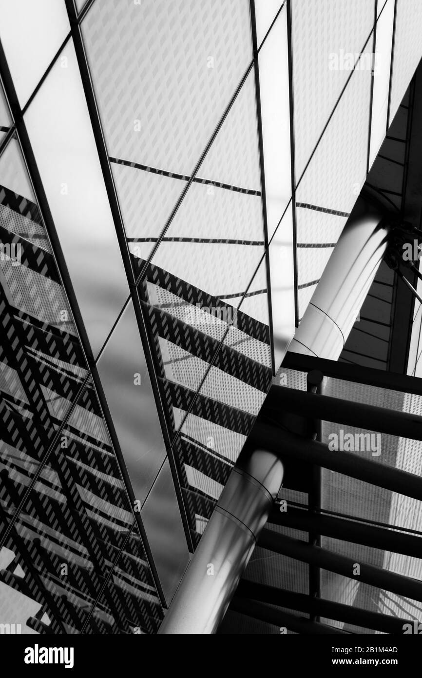 Angular architecture hi-res stock photography and images - Alamy