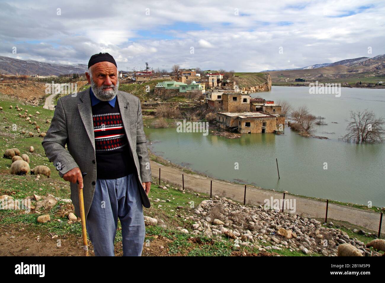 Hasankeyf hi-res stock photography and images - Alamy
