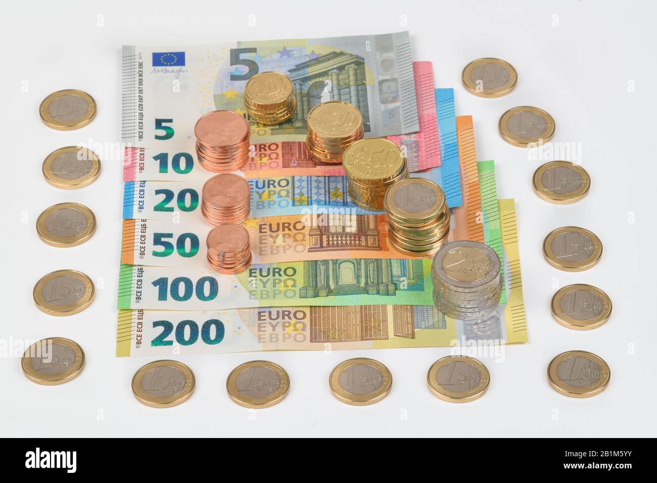 Euroscheine, Euromünzen, Centmünzen, Banknoten, Stapel, Studioaufnahme ...