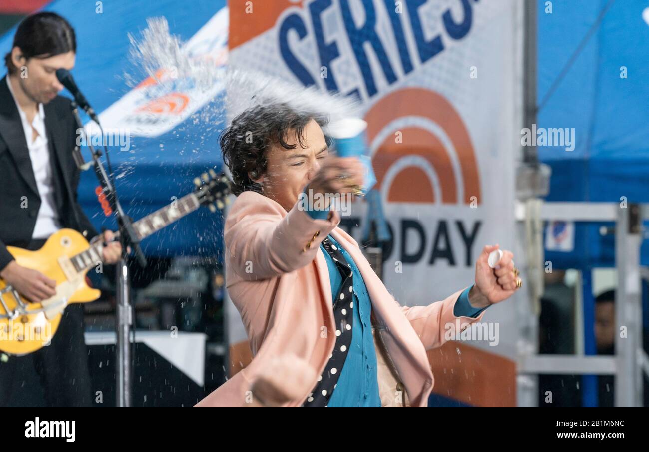New York, NY - February 26, 2020: Singer Harry Styles performs on stage ...