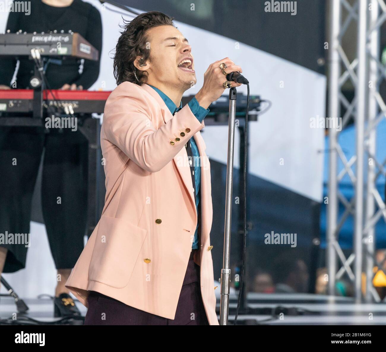 New York, NY - February 26, 2020: Singer Harry Styles performs on stage ...