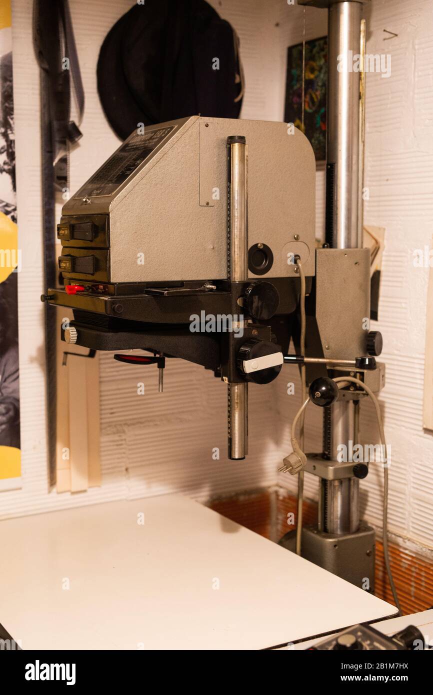 Photographic enlarger hi-res stock photography and images - Alamy