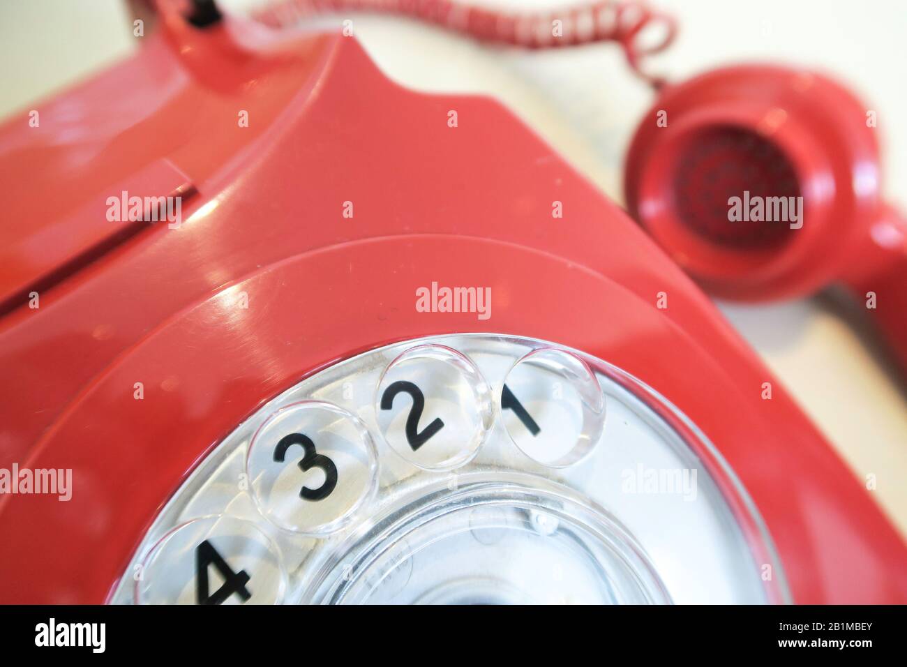 Old fashioned yellow rotary telephone hi-res stock photography and ...