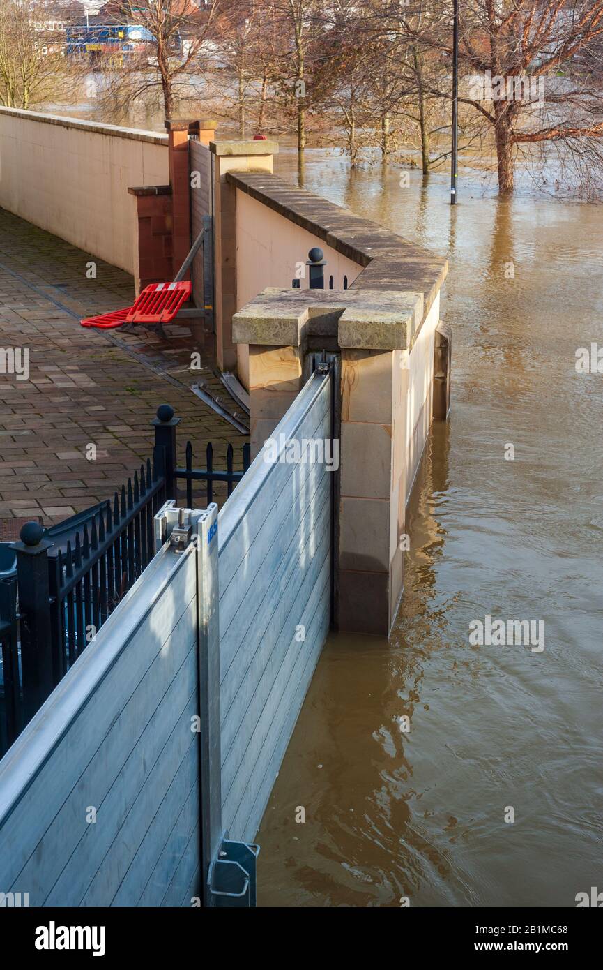 Flood defence barrier hi-res stock photography and images - Alamy