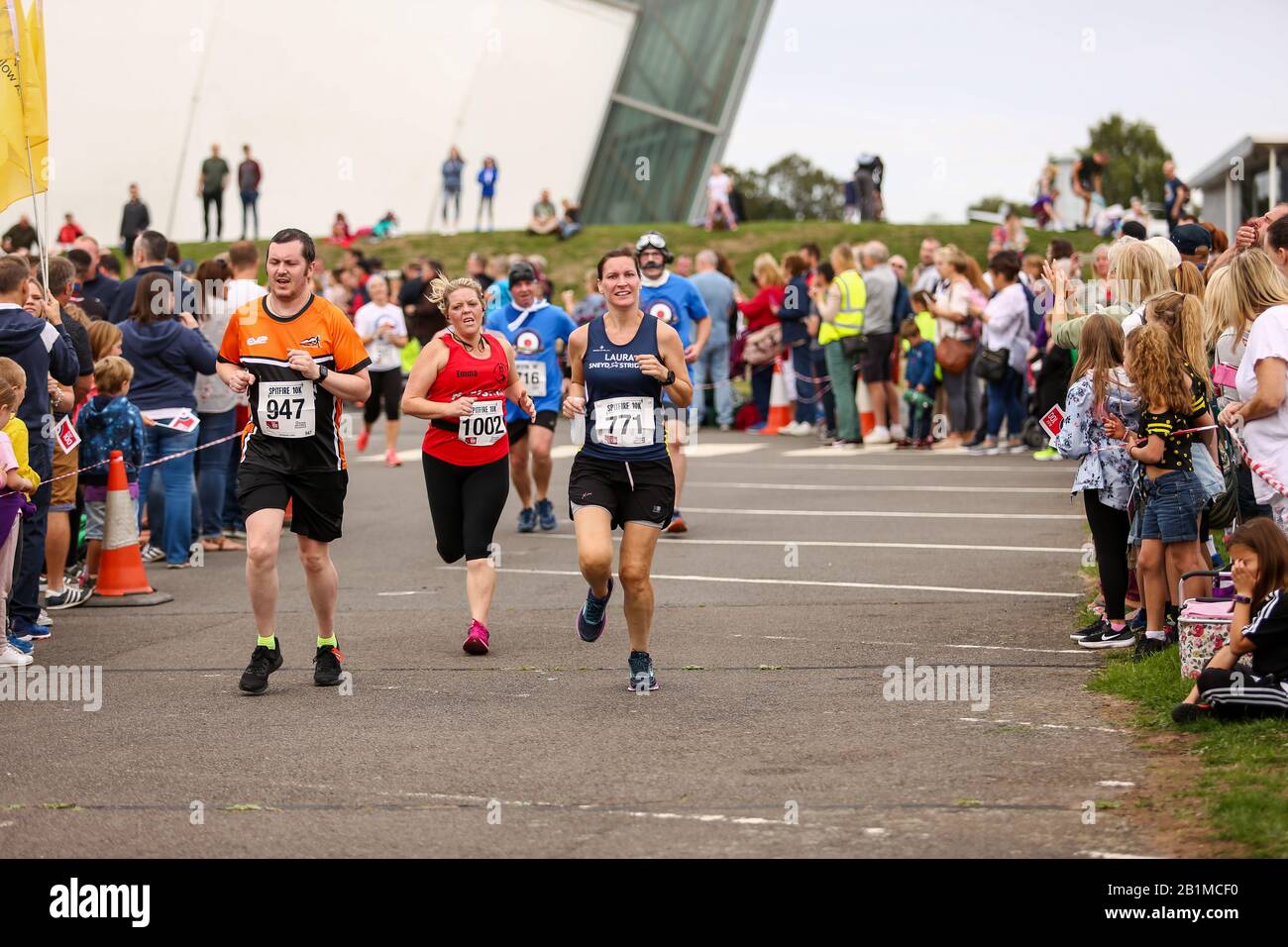 20k run photos hi-res stock photography and images - Alamy