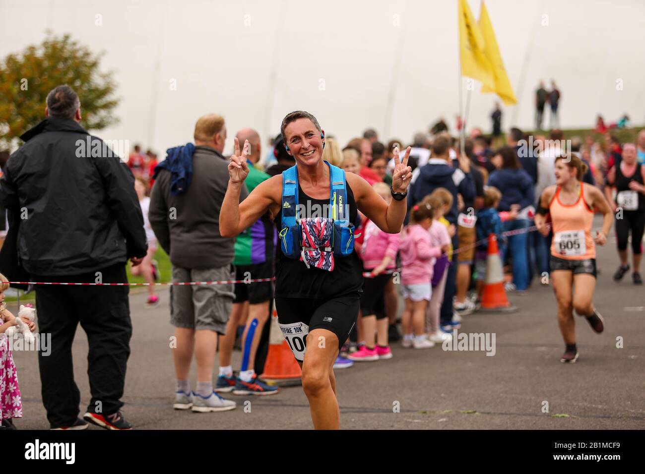 Running race hi-res stock photography and images - Alamy