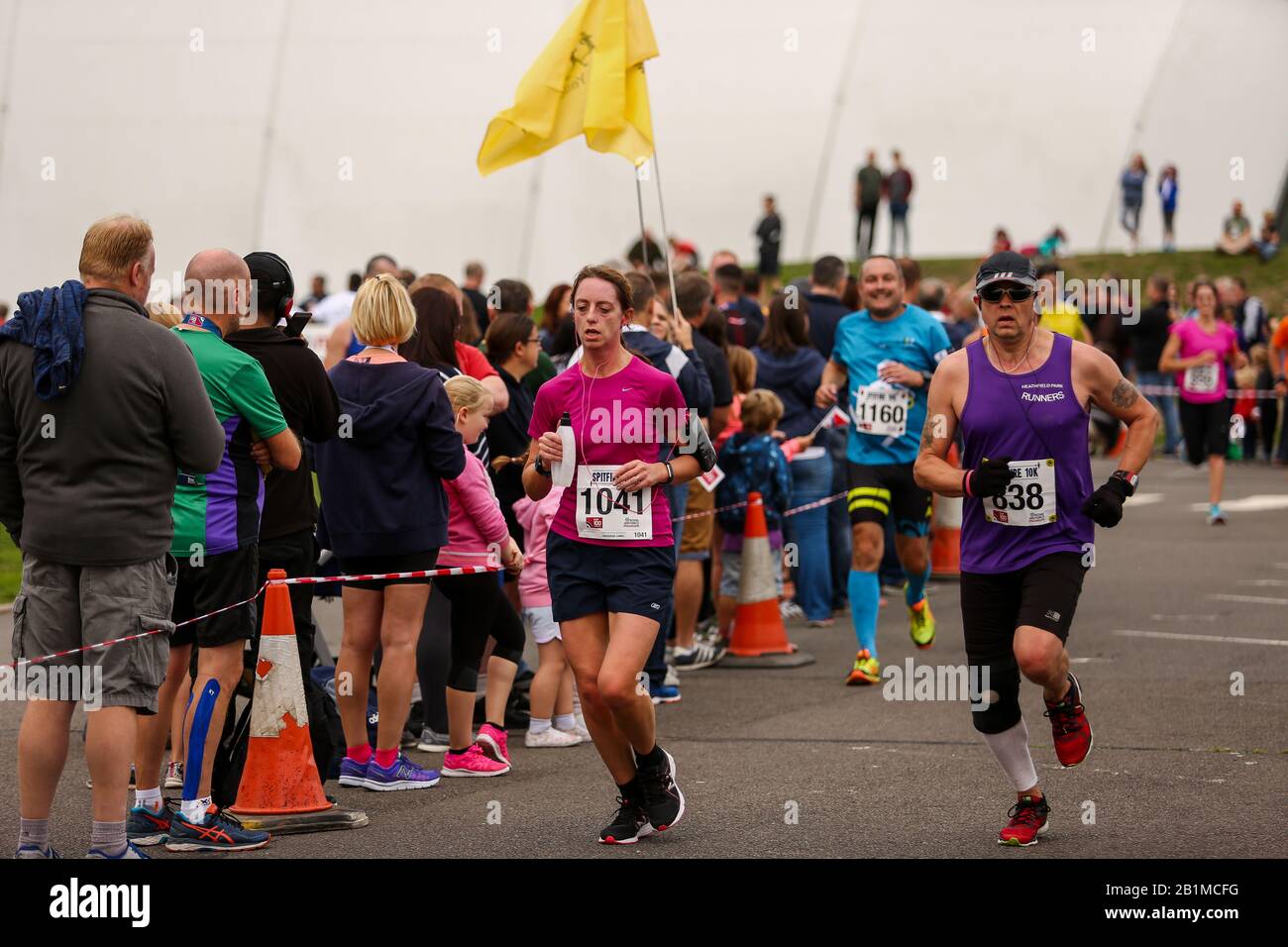 Marathon finish line hi-res stock photography and images - Alamy