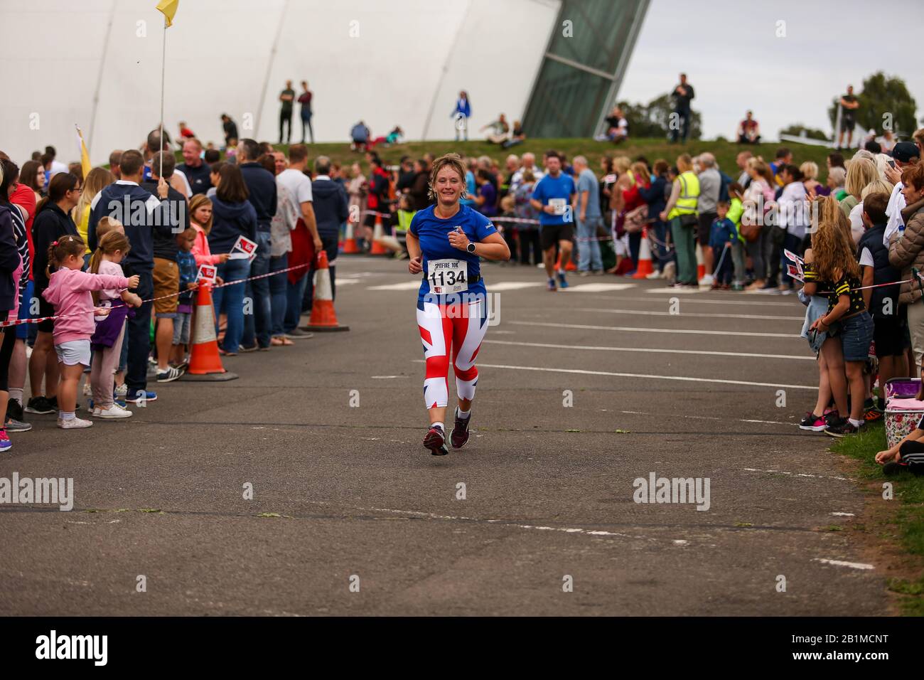 Marathon finish line hi-res stock photography and images - Alamy