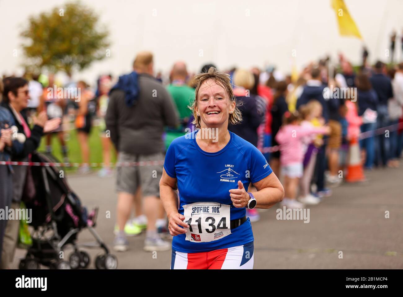20k run photos hi-res stock photography and images - Alamy