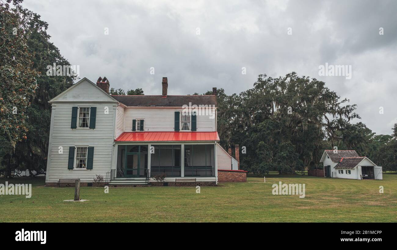 1800s southern plantation hi-res stock photography and images - Alamy