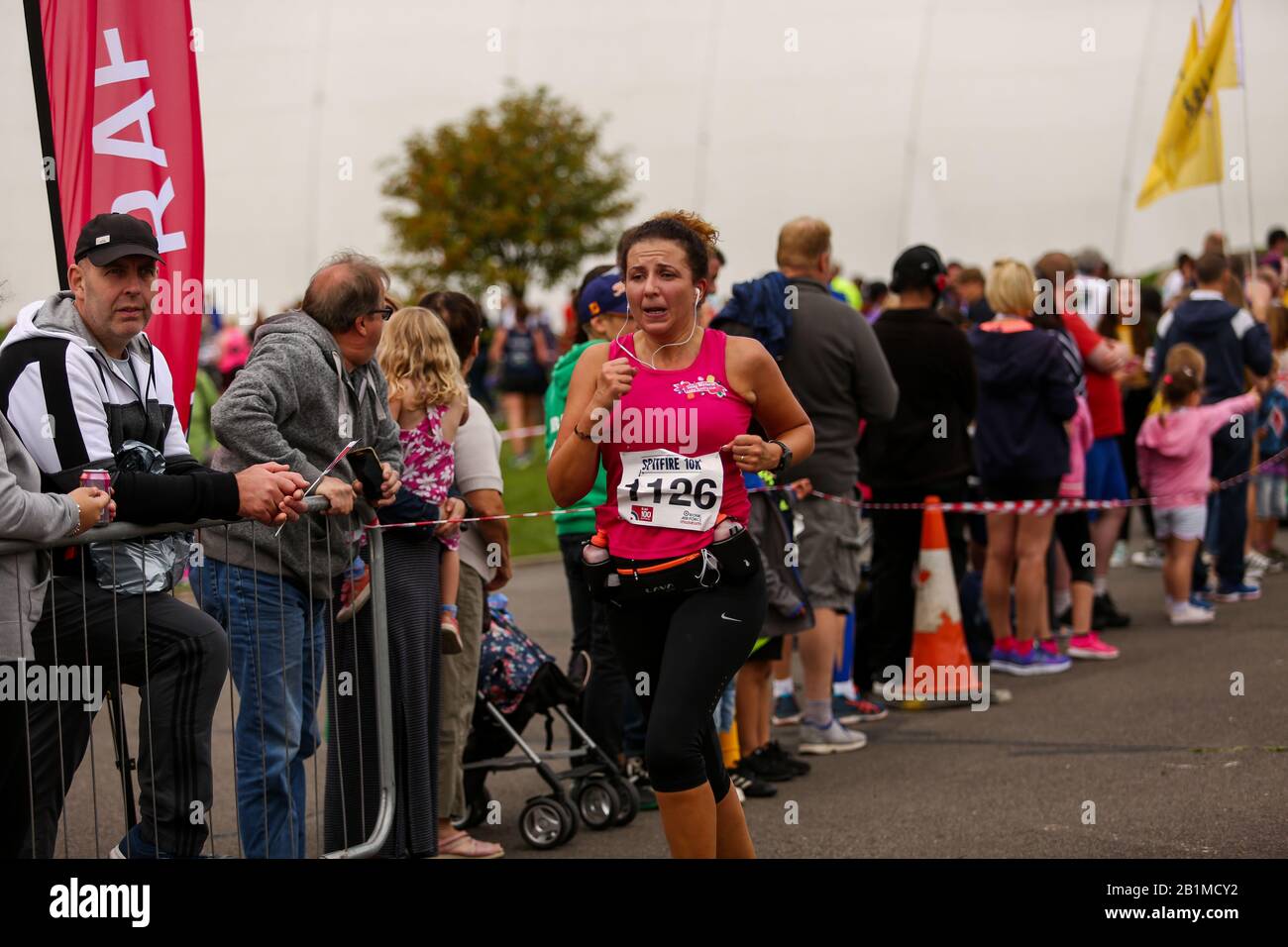 20k run photos hi-res stock photography and images - Alamy