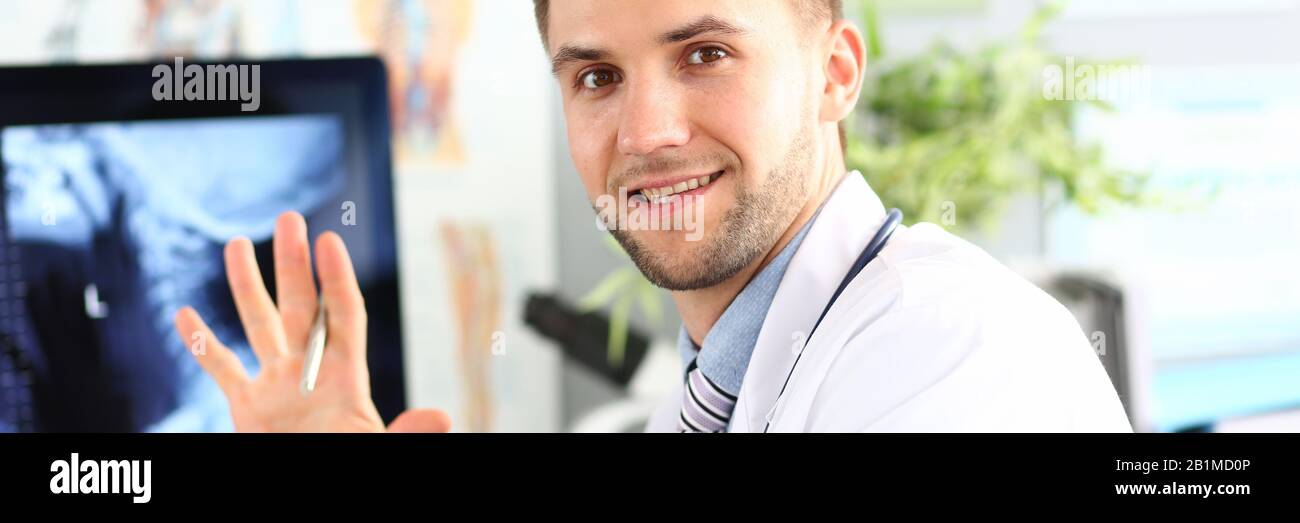 Waving hello hi-res stock photography and images - Alamy