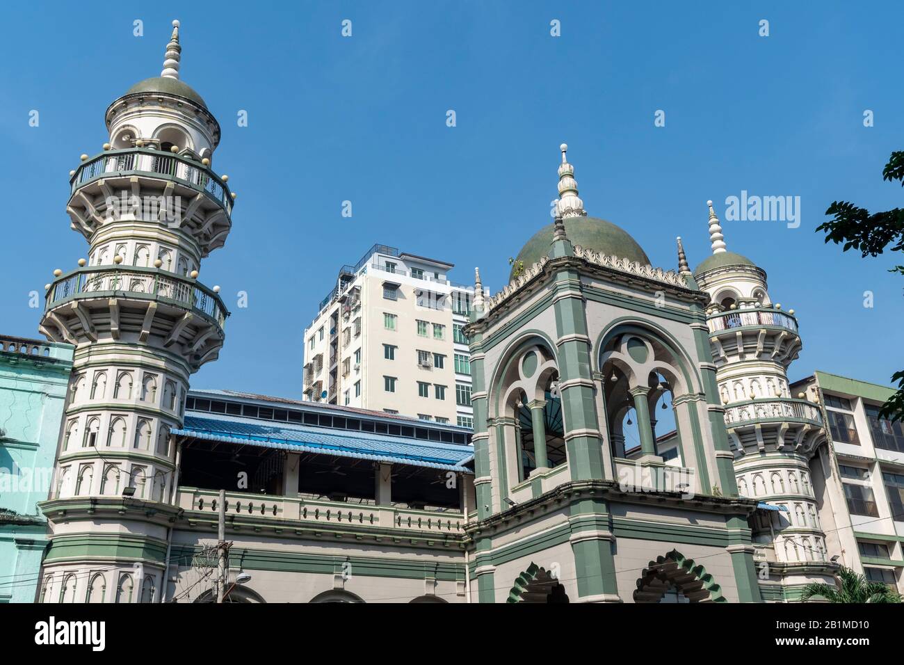 Islam muslim myanmar burma hi-res stock photography and images - Alamy