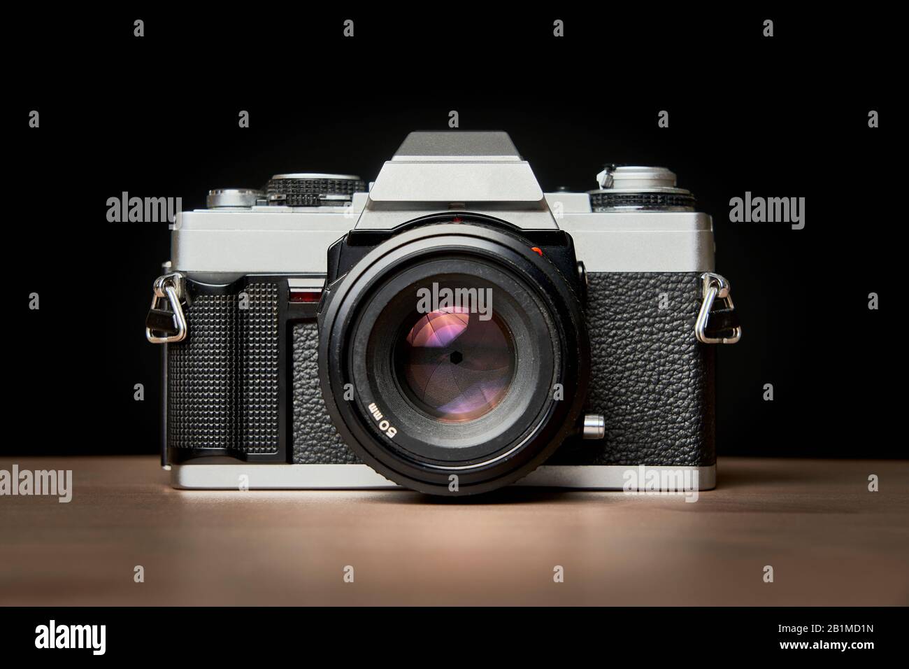 Classic camera front view hi-res stock photography and images - Alamy