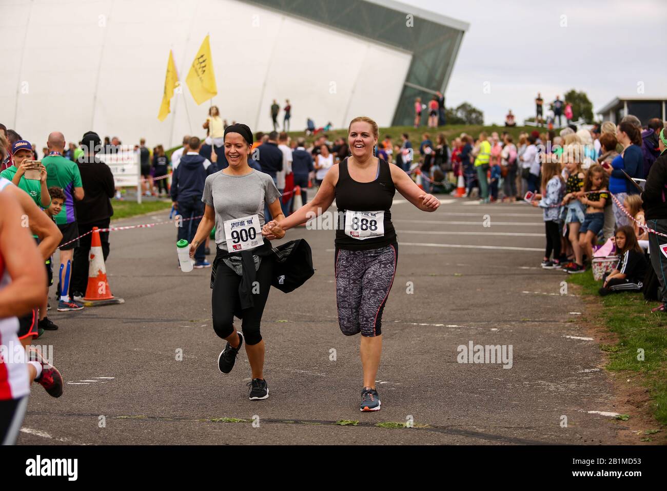 20k run photos hi-res stock photography and images - Alamy