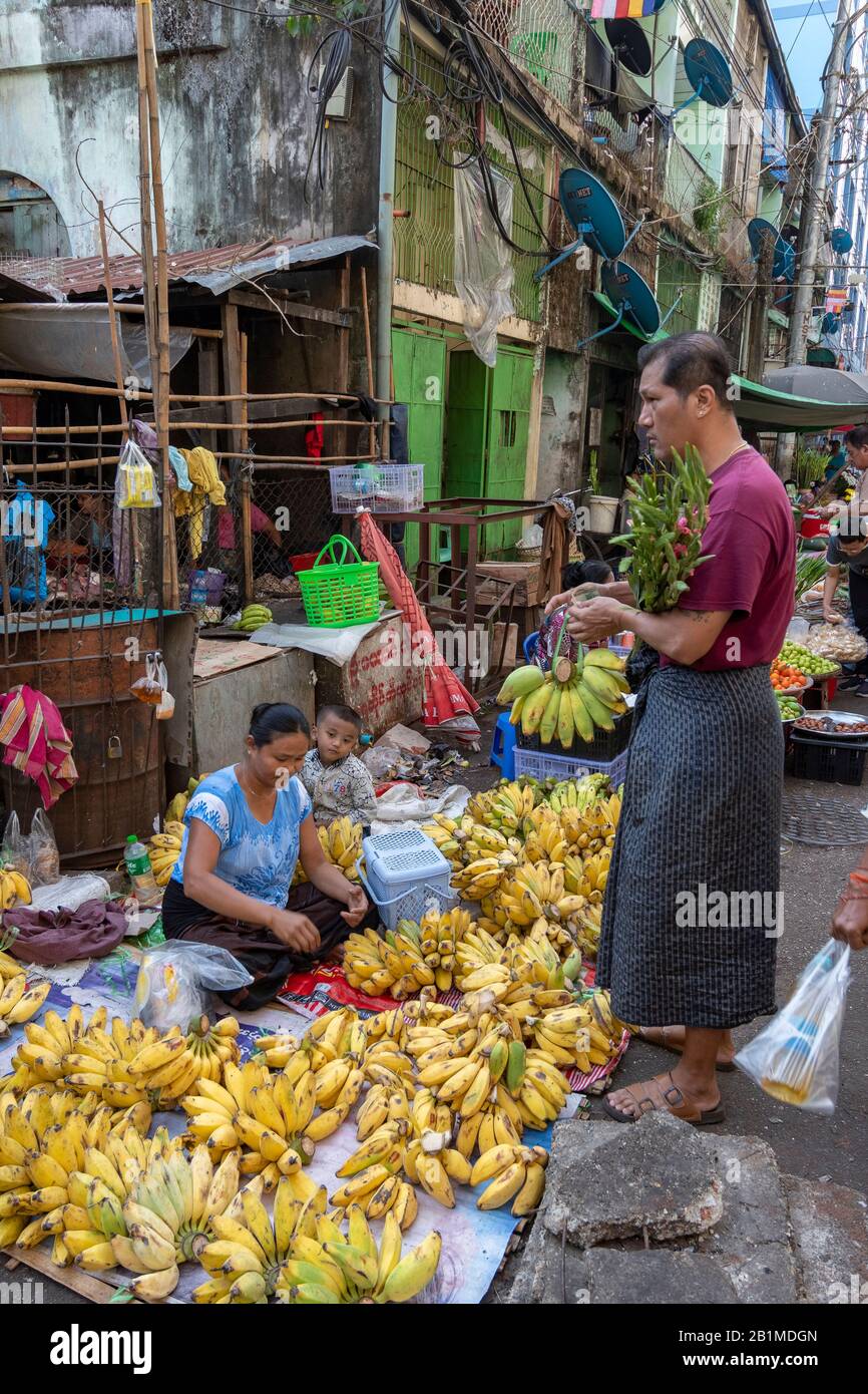 Street Market, Yangon, Myanmar Stock Photo - Alamy