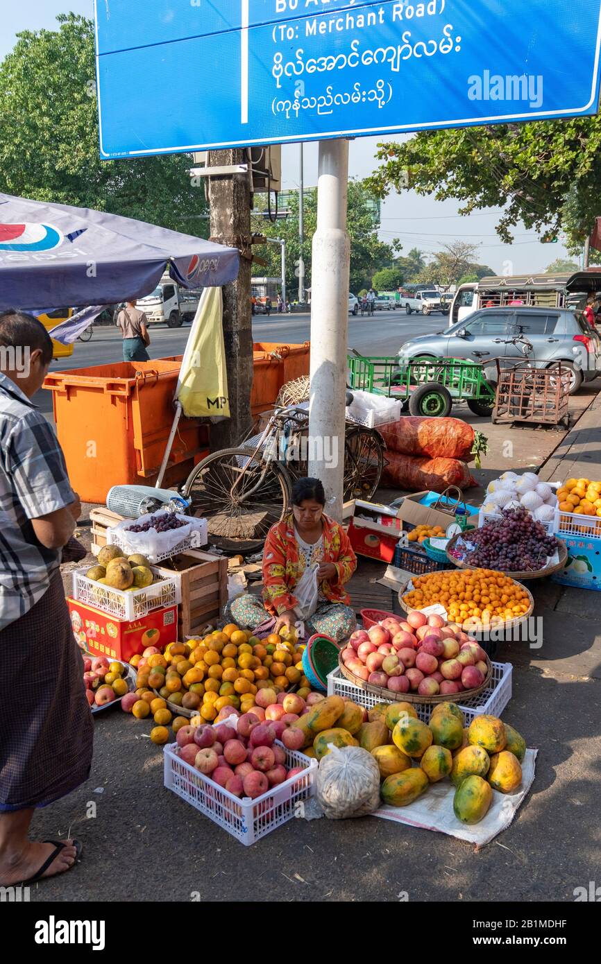 Market strand hi-res stock photography and images - Alamy